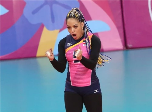 Médico salvou a carreira de Brenda Castillo, diz jornal – Web Vôlei