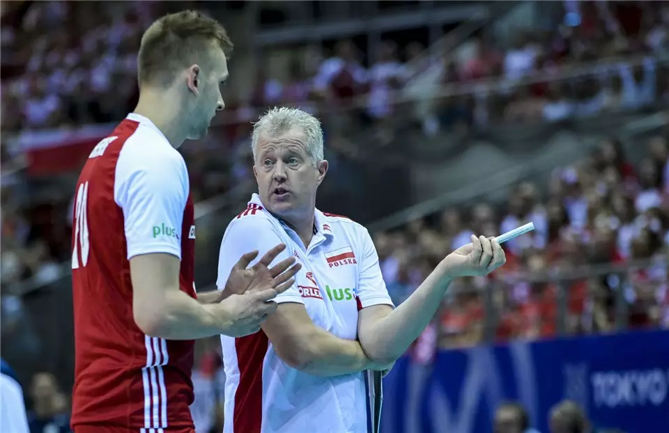 Heynen promete doar medalha da Copa nas redes sociais – Web Vôlei