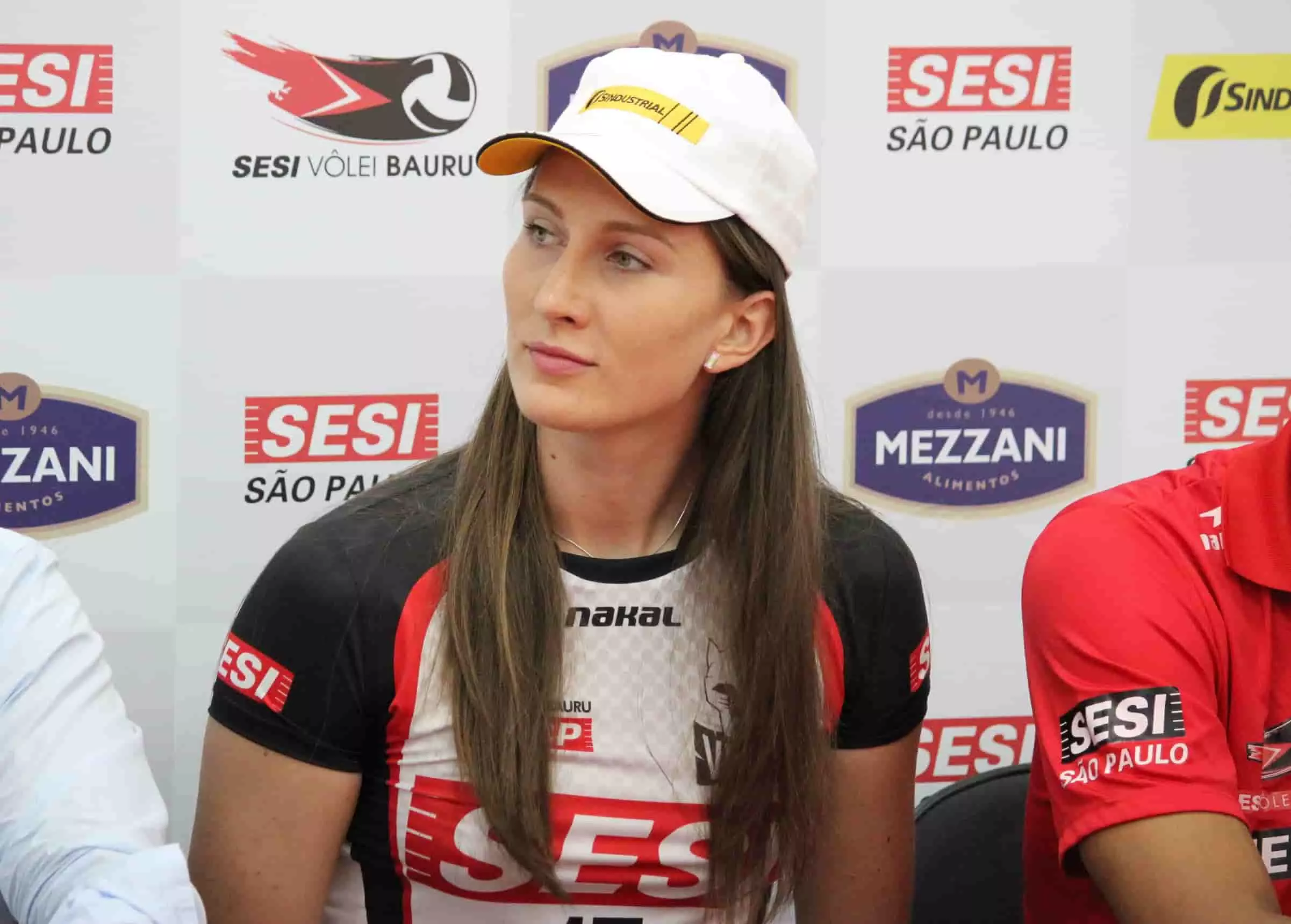 Rahimova: "Tenho aprendido muito no Brasil" – Web Vôlei - Tudo sobre vôlei